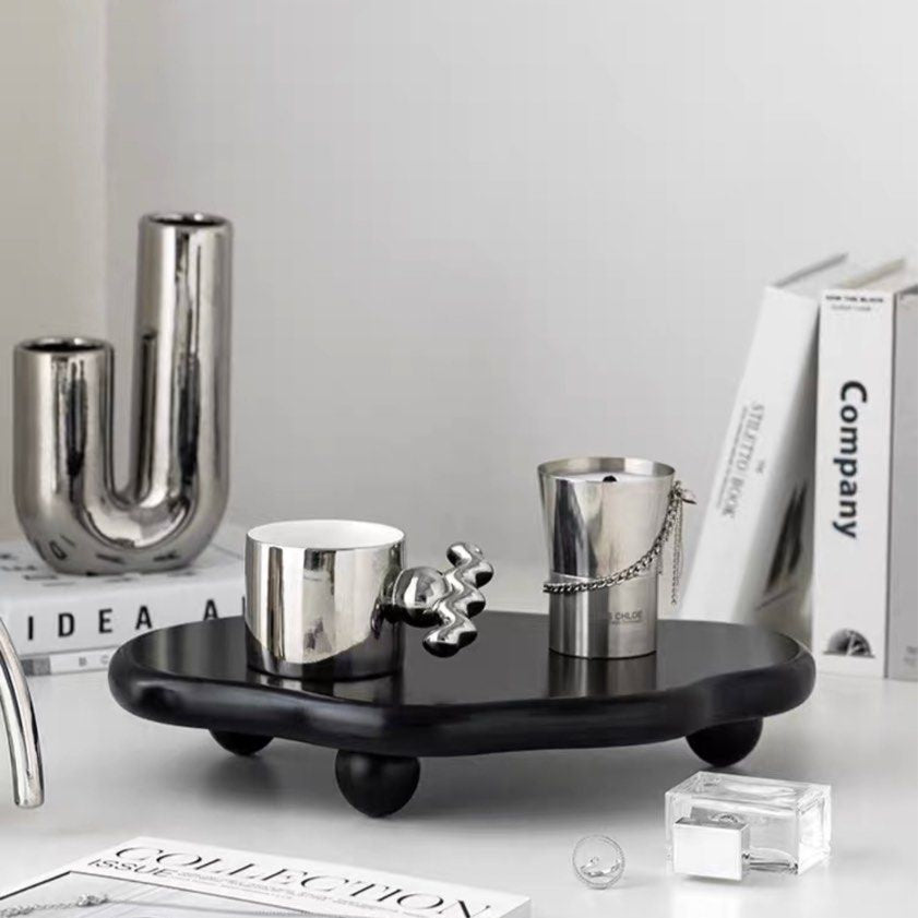 EDEN Display table – Radical Homes