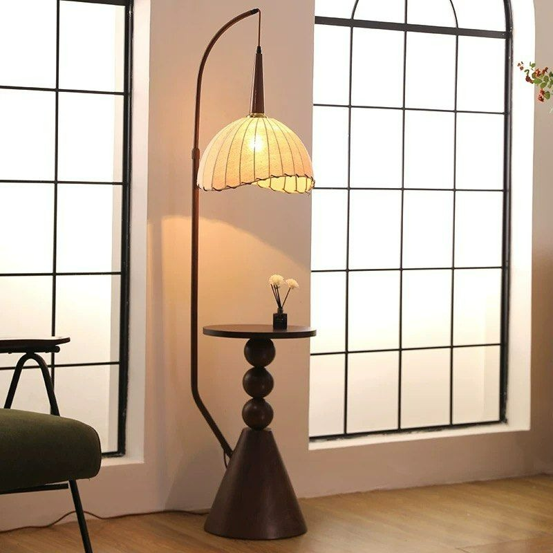 GESSERIT French Side Table Standing Lamp – Radical Homes